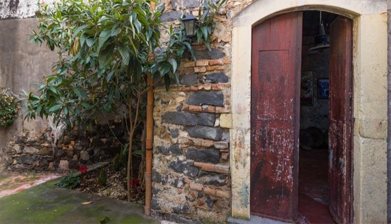 L'addio alla casa del nespolo, I Malavoglia