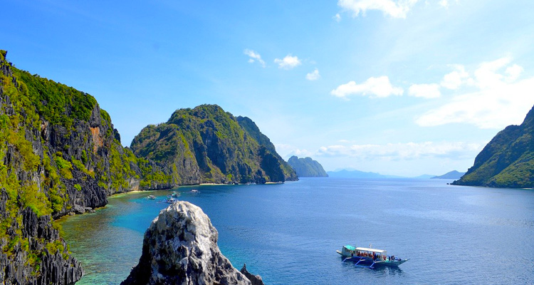 Filippine: descrizione, territorio e popolazione