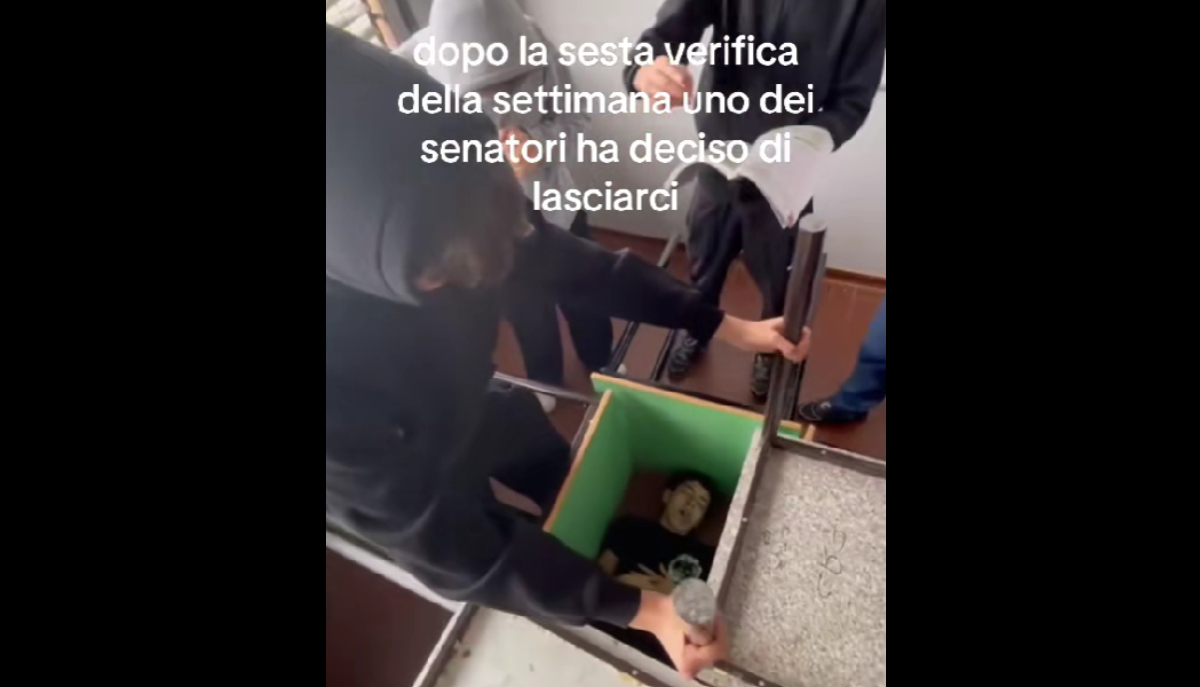 Video TikTok scuola: funerale studente 6 verifiche